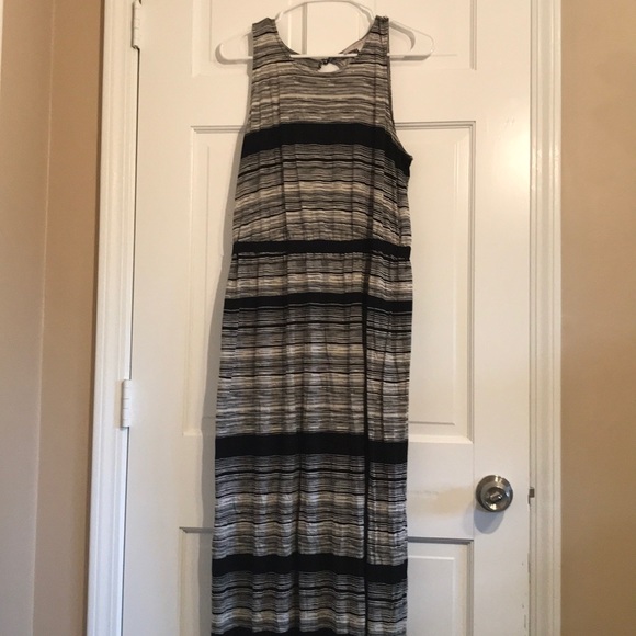LOFT | Dresses | Loft Maxi Dress Black And Cream | Poshmark